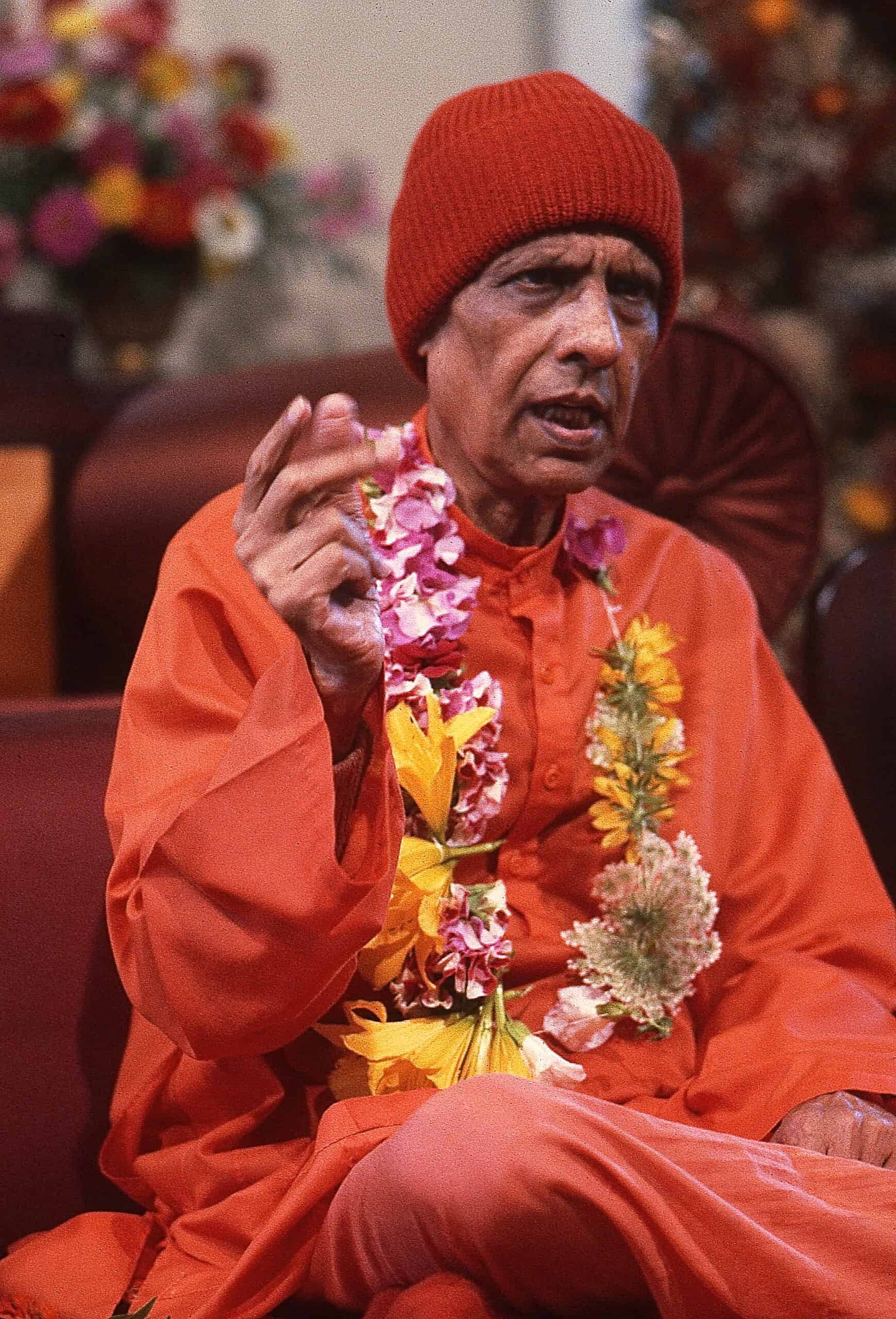 Arrival in America — Swami Kripalvananda (Swami Kripalu)